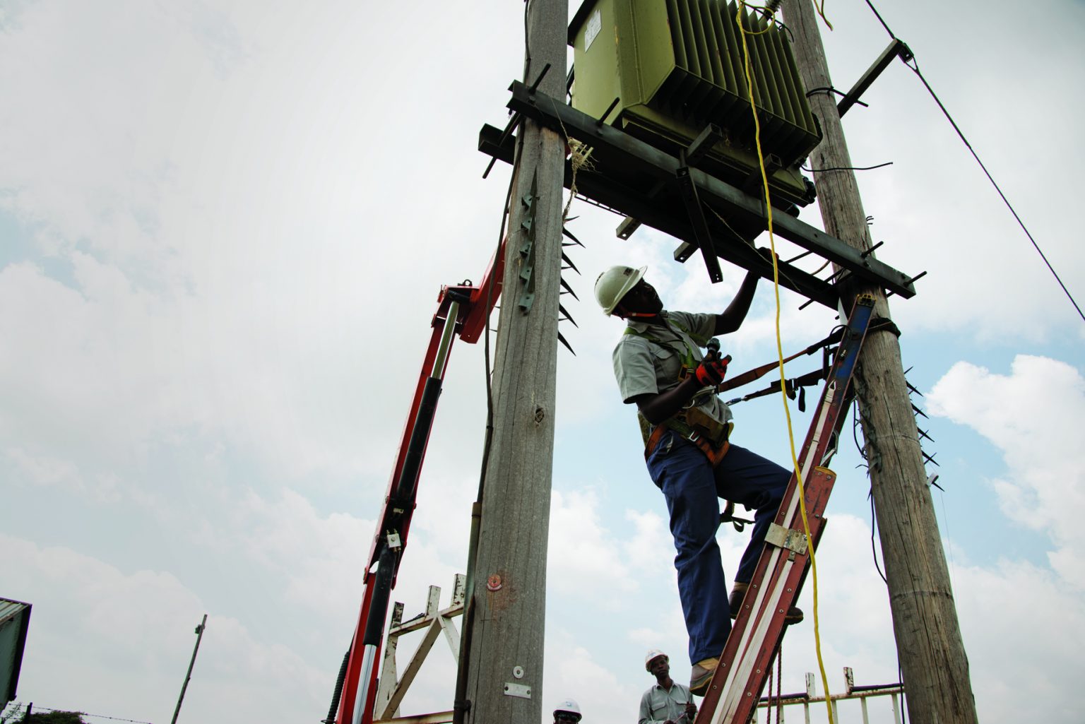Bedfordview - Eskom successfully connects the first joint of the cable ...